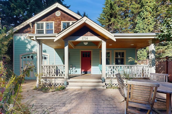 3 Br House With Gas Fireplace, Family-friendly - Shoreline