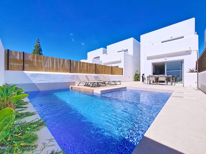Villa With Private Pool, Bbq And Large Patio - Cartagena