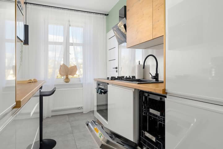 Hetmańska 3 | Yellow Apartment | Air Conditioning - Poznań