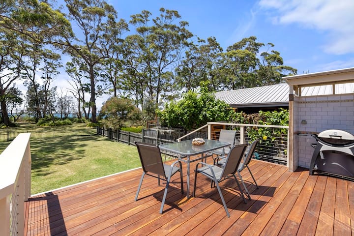 Banksia Cottage - Pet Friendly Waterfront - Nowra