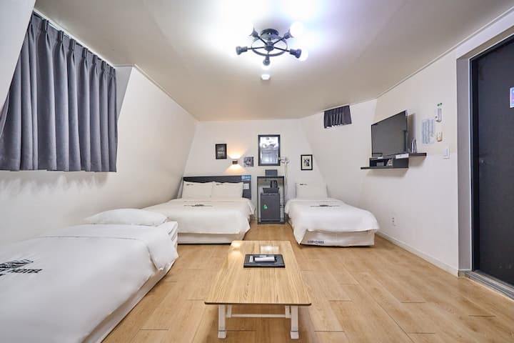#갈산역 #갈산시장 #문화의거리 디럭스 패밀리5인 - Incheon