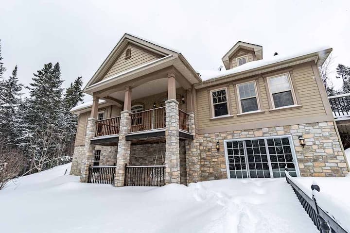 Luxe Absolu Au Bord Du Lac | Château Val-des-lacs - ローランティッド