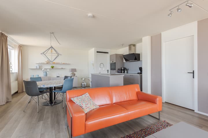 Corner Apartment On The Beach With Ijsselmeer View - Makkum