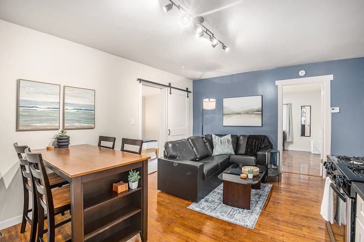 Golden Haven - New Corporate Apt Downtown - Grand Rapids, MI