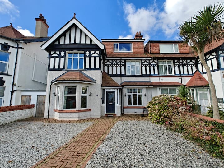 6 Bed In Llandudno (Oc-s33417) - Llandudno