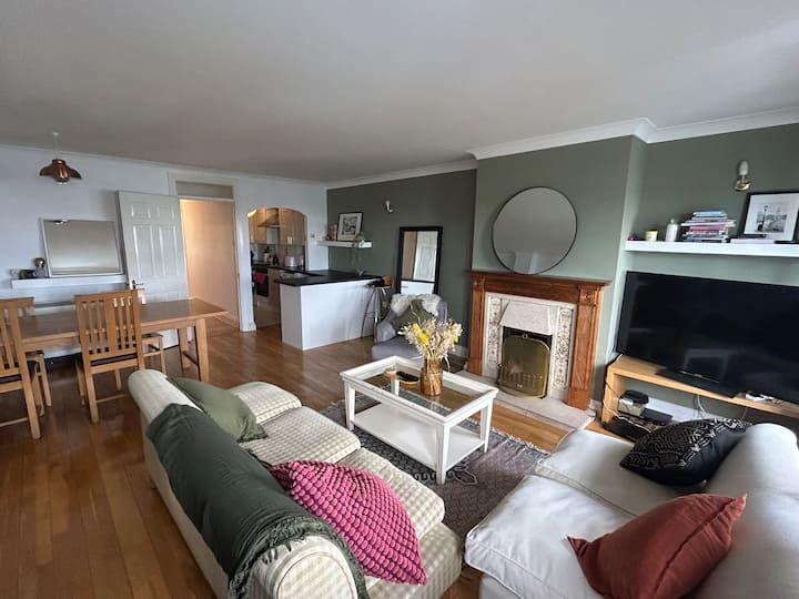 Cosy Waterfront 1bd Flat, Docklands By 3arena - Dublin