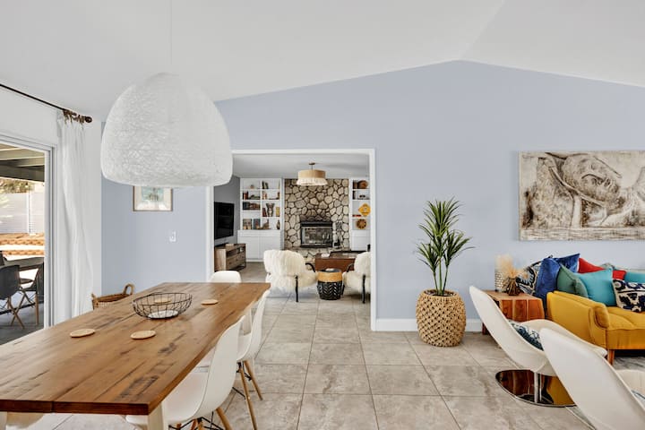 Casa Cosmic - Hot Tub & Fire Pit - Joshua Tree, CA