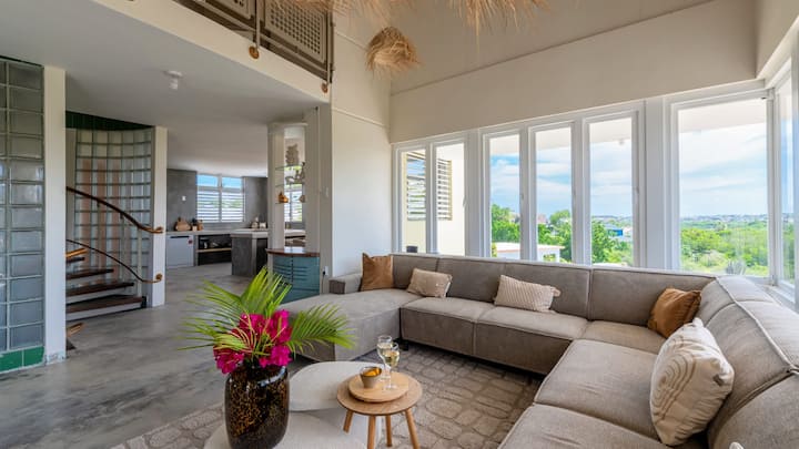 Casa Brisa Bonita–spacious Villa With Pool Access - Curaçao