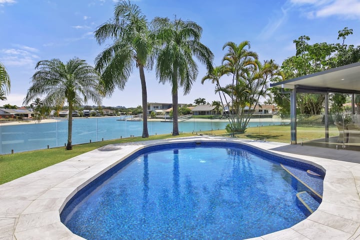 Mooloolaba Waterfront Living - Pool, Bbq - ムールーラバ