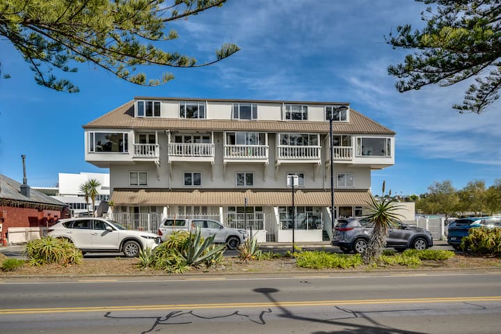 Sea-renity - Napier Holiday Home - 네이피어
