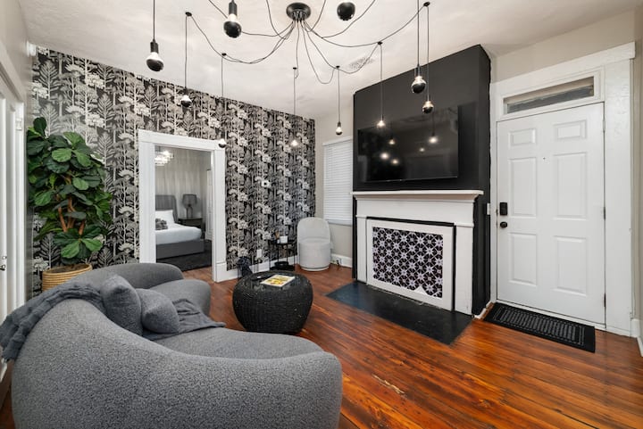 Short North Hideaway - Walkable & Pets Welcome - Columbus, OH