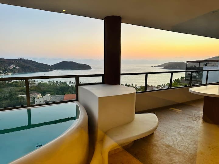 New Luxury Villa • Ocean Views • Private Plunge - Zihuatanejo