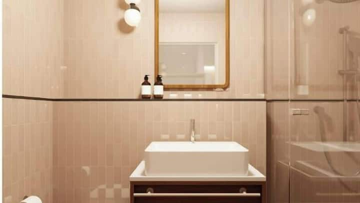 Deluxe Studio | Tsh Glasgow - Glasgow