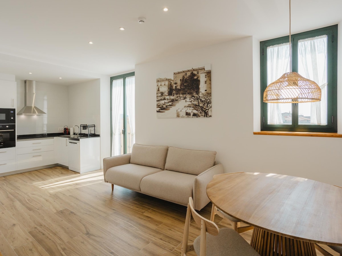 Torre dels Bous Apartment 2-B - Flats for Rent in Hostalric, Catalonia ...