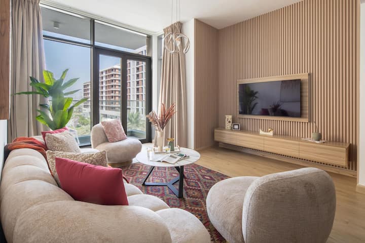Peaceful 1br Retreat W/ Balcony In Dubai Hills - Dubai