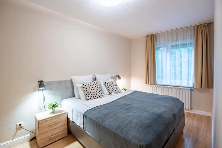 Green Balcony - Very Central -  Quiet - Budapest