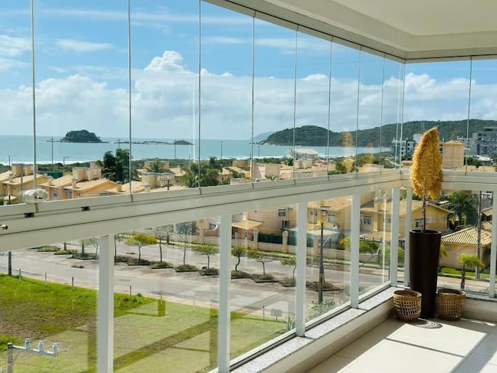 Apartamento Com 3 Suítes E Vista Mar Em Palmas - Governador Celso Ramos