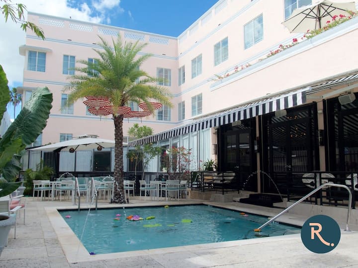 Roami At Hotel Astor | 1 Bedroom W/ Terrace #42 - Miami Beach, FL