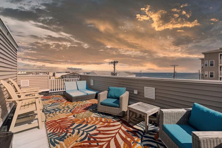 Rooftop Tide | Ocean Views | Gas Fireplace - Salisbury