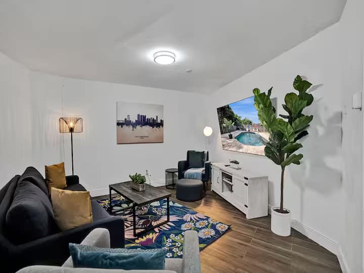 Pool, Spa, & Playground!   Bnr Vacation Rentals - Fort Lauderdale