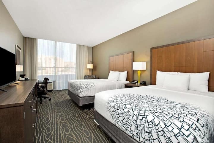La Quinta | 2 Queen Beds | Near Antelope Canyon - Page, AZ