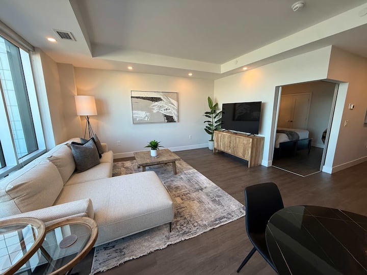 Waterfront Penthouse 1 Bedroom With 6 Appliances - Halifax