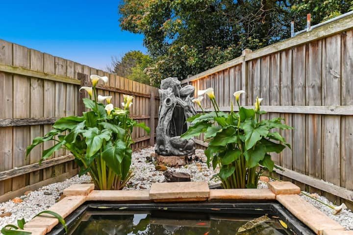 Famparadise: Pool, Cabin, Garden, Peace & More ! - Clyde North