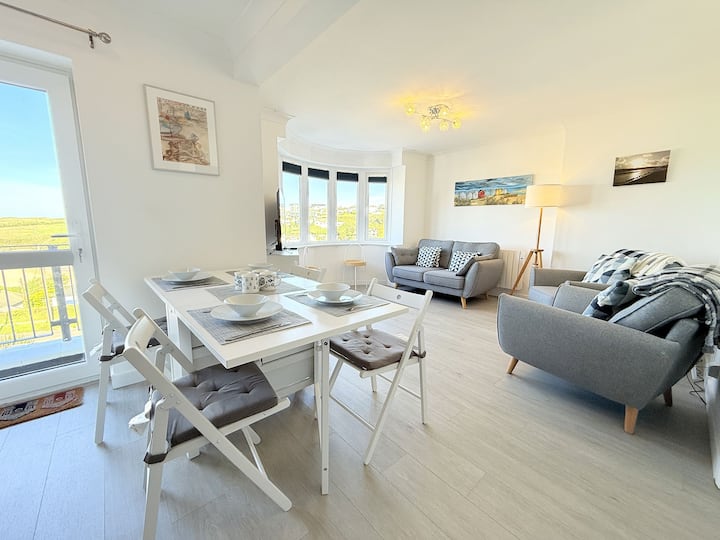 Porth View, Attenborrow Court - Newquay