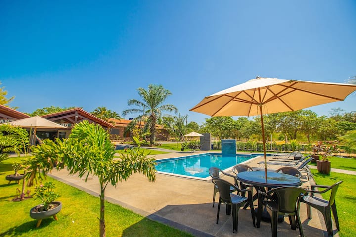 Chácara C/ Lazer Completo Para Grupos E Famílias - Caldas Novas