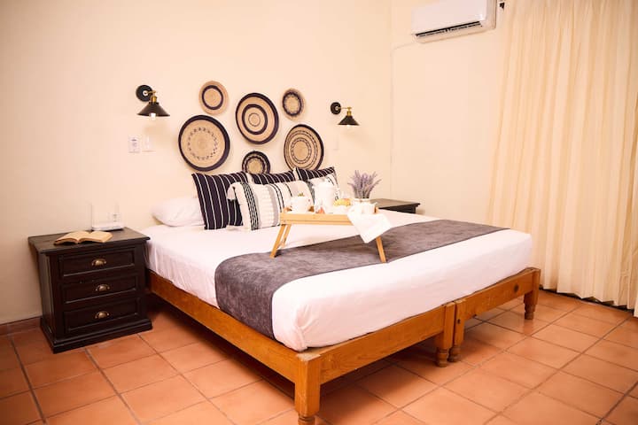 Cozy Terrace Stay - Puerto Vallarta