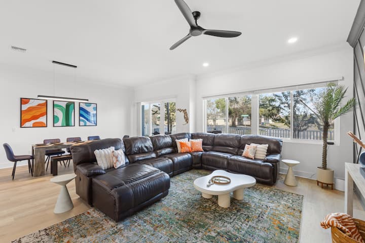 New! Columbus Cove | Luxury Home In Heart Of Tampa - Tampa