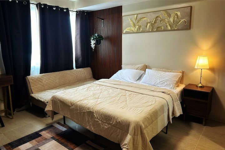 Modern Comfort Near It Park | Cebu City - Cebu
