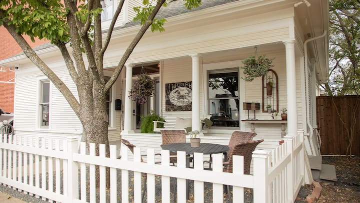 Next Weekend On The Square - McKinney