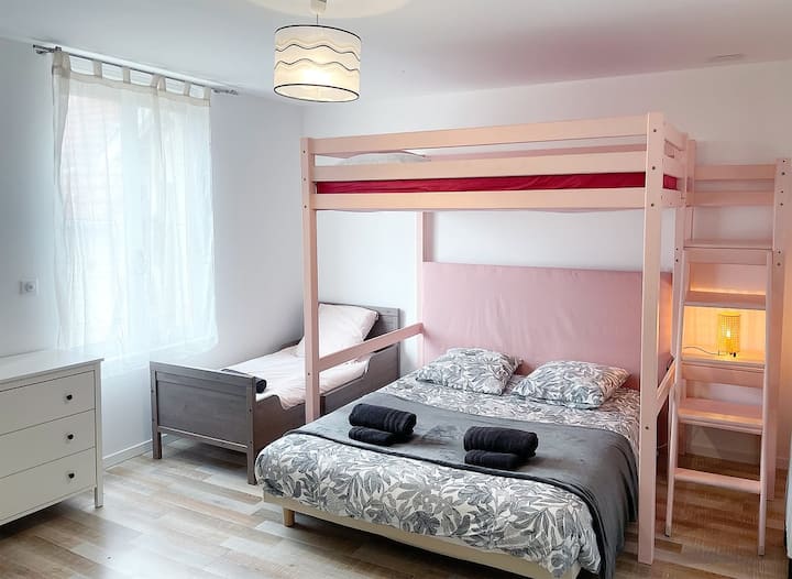 La Family House, Spacieuse Avec Extérieur, Parking - Guignicourt