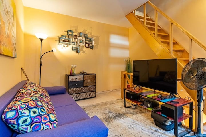 K-24872 Maison De Deux Chambres Avec Le Balcon - Cres