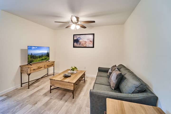 Ruby 300: 2bd | Great Location + Shared Amenities! - Pigeon Forge, TN