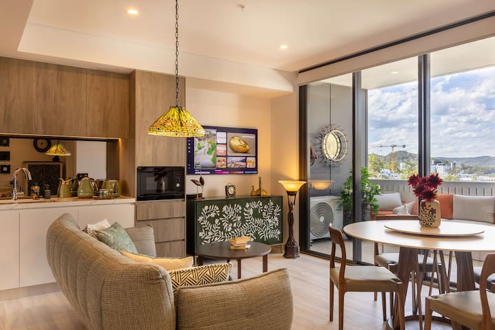 Luxe 1br Gosford With Mountain Views & Pool Access - Gosford