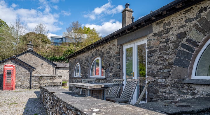 Windermere At The Graythwaite Estate - Coniston