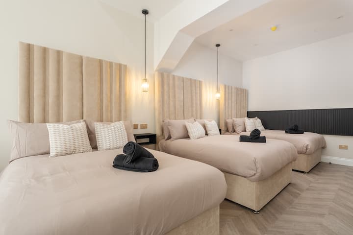 Entire Aparthotel | Bold St | 8 Apartments - Liverpool