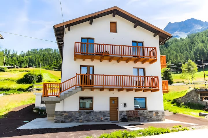 La Chambre D'emilie - Romantic Room - Valtournenche