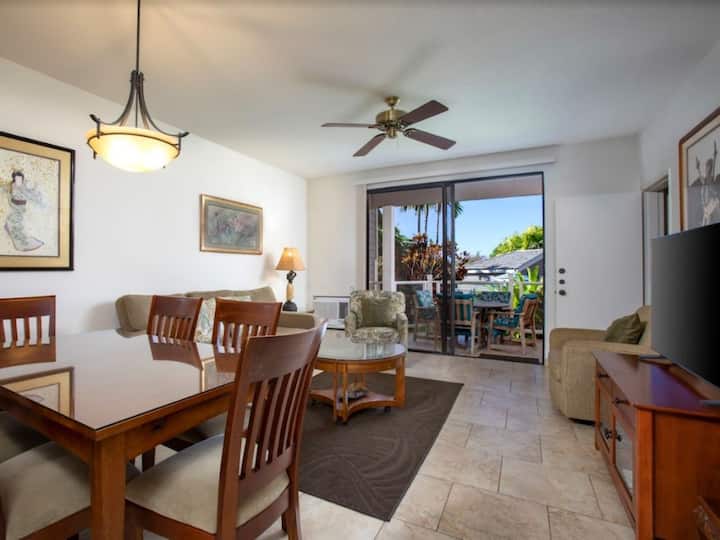 Calm Retreat Overlooking Pool - Wailea, HI
