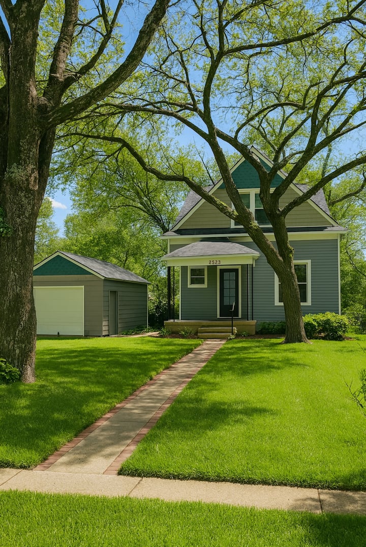 Mimi’s Place-near Downtown Restaurants/coffee/brew - Shadow Lake, Olathe