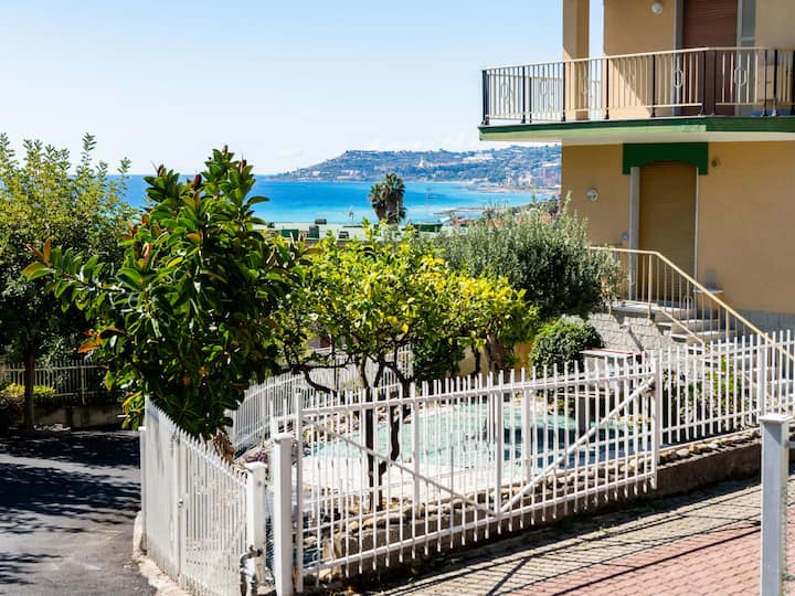 In The Garden By Interhome - Santo Stefano al Mare