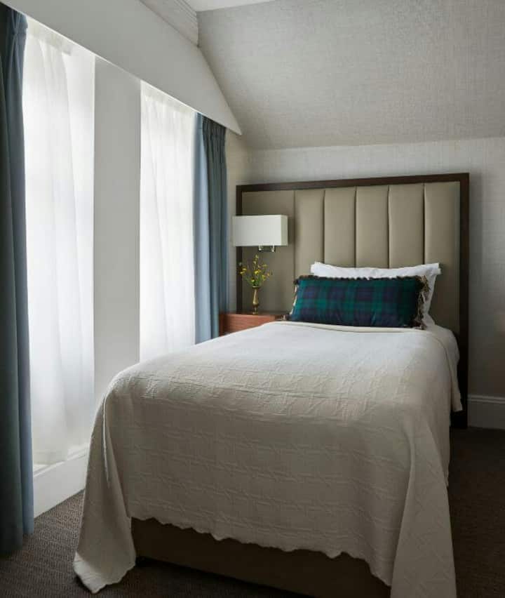 Cosy Home Base For The Solo Traveler - Prestwick