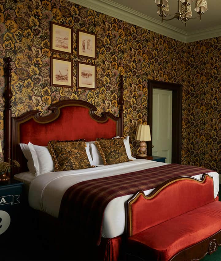 Inviting Room With Rich Textures & Warm Hues - North Berwick