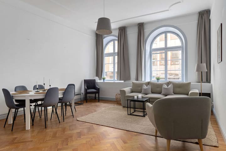 Luxurious 1 Bdr Apartment In ÖStermalm - Stockholm
