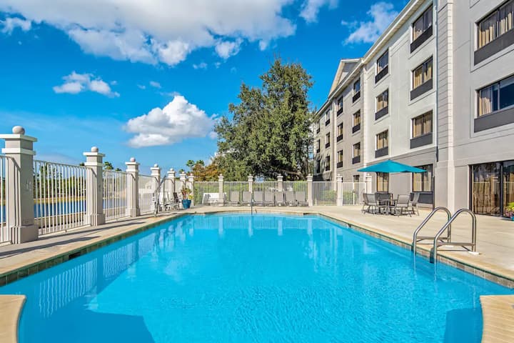 La Quinta Bonita | 2 Queens | Gulf Access - Bonita Springs, FL