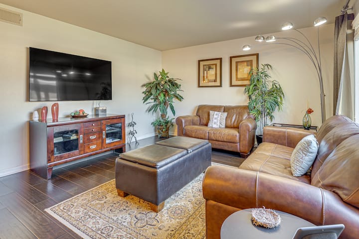 Quiet & Convenient! Condo W/ Balcony Near Asu - Tempe, AZ