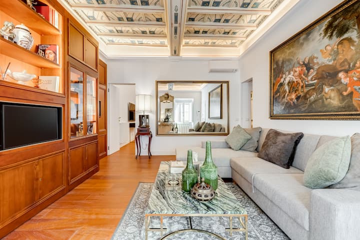 Prestigious Luxury Apartment - Fully Equipped - Italia
