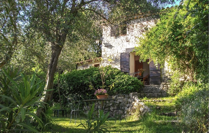 1 Bedroom Stunning Home In Peymeinade - Peymeinade